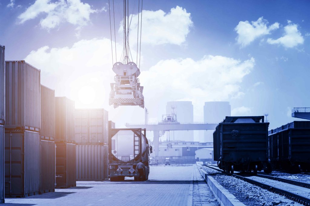 Role of Technology in Modern Freight Forwarding - Cargoline