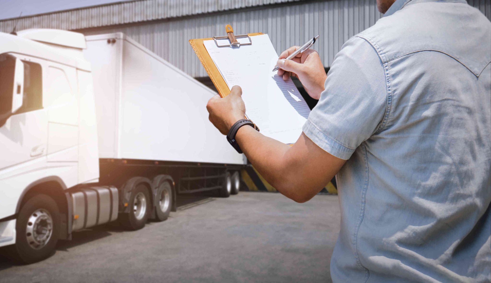 What Is Truckload Shipping and How Does It Work? - Cargoline