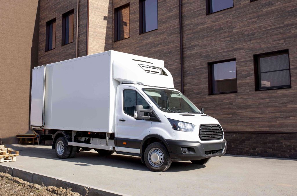 What You Need to Know About Dry Van Shipping - Cargoline